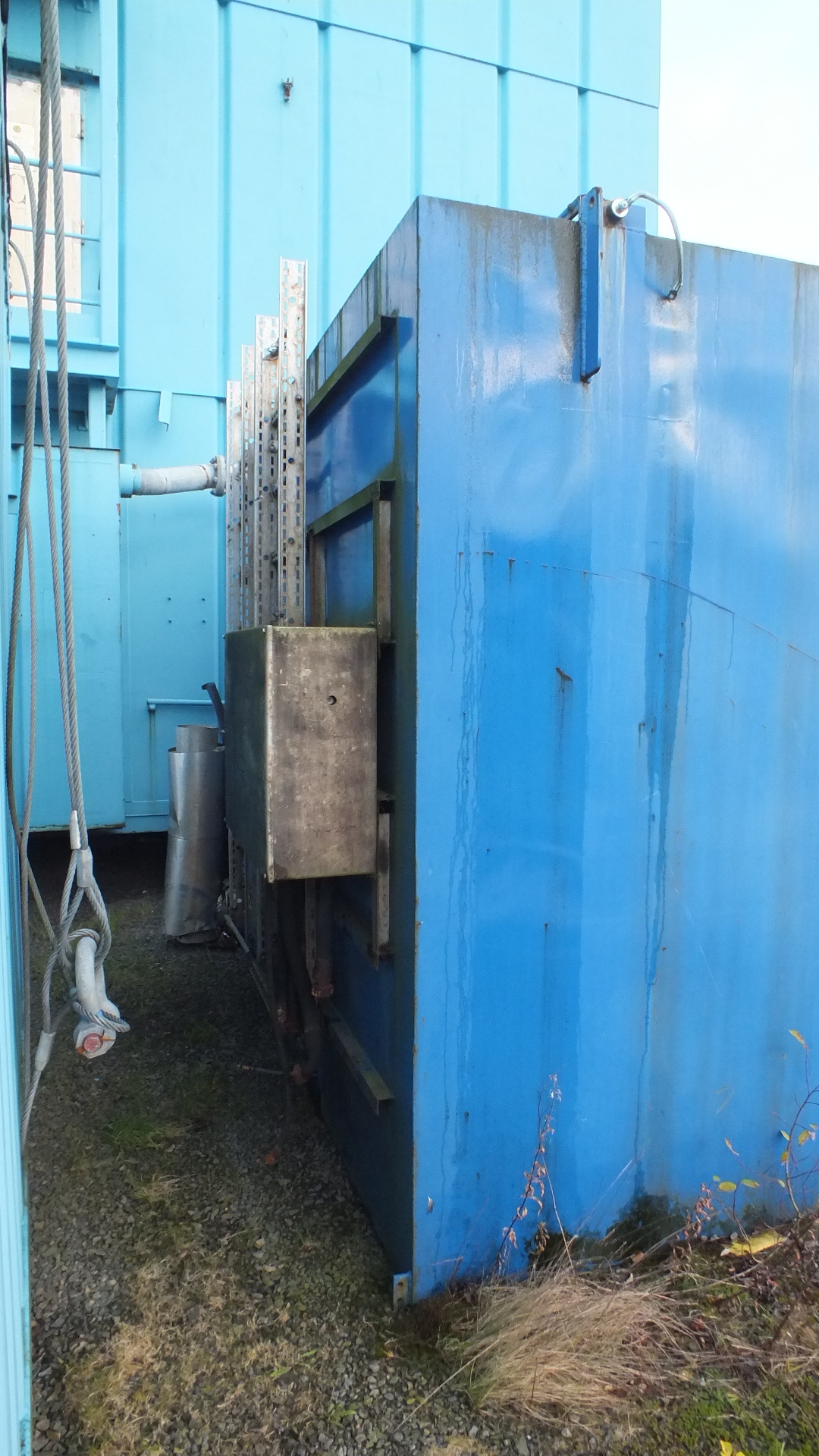 Cabin, Driller's with control panels For Sale or Rent - Listing ID: UL ...